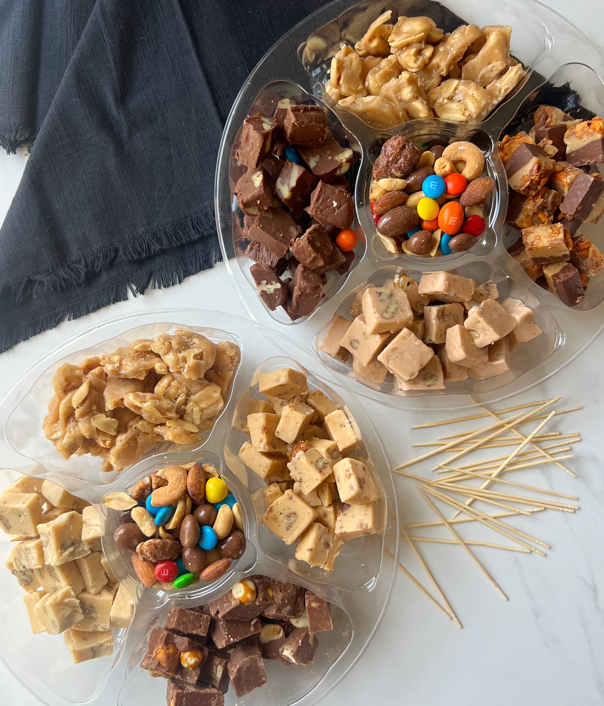 Hospitality Gifts - TASTE OF THE SOUTH TRAYS - Bubba's Fudge and Nuts